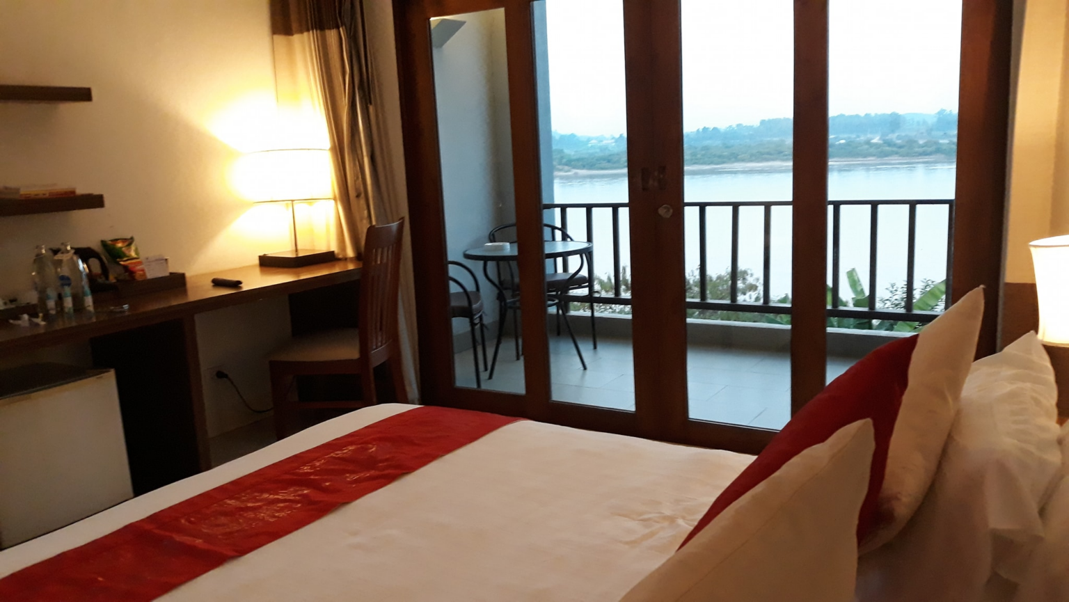 โรงแรม สยามไทรแองเกิ้ล เชียงแสน Siam Triangle Hotel Chiang Saen